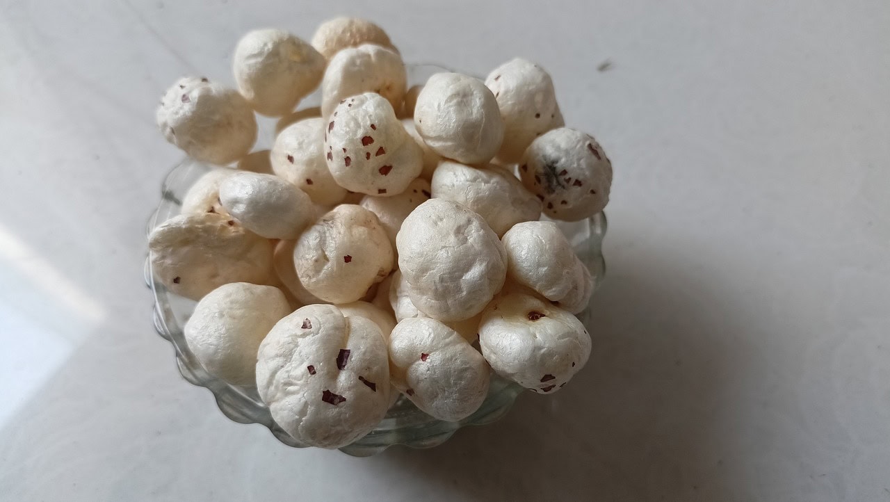 What Is Makhana Or Fox Nut, And Is It Worth The Hype? | Barefoot Basil
